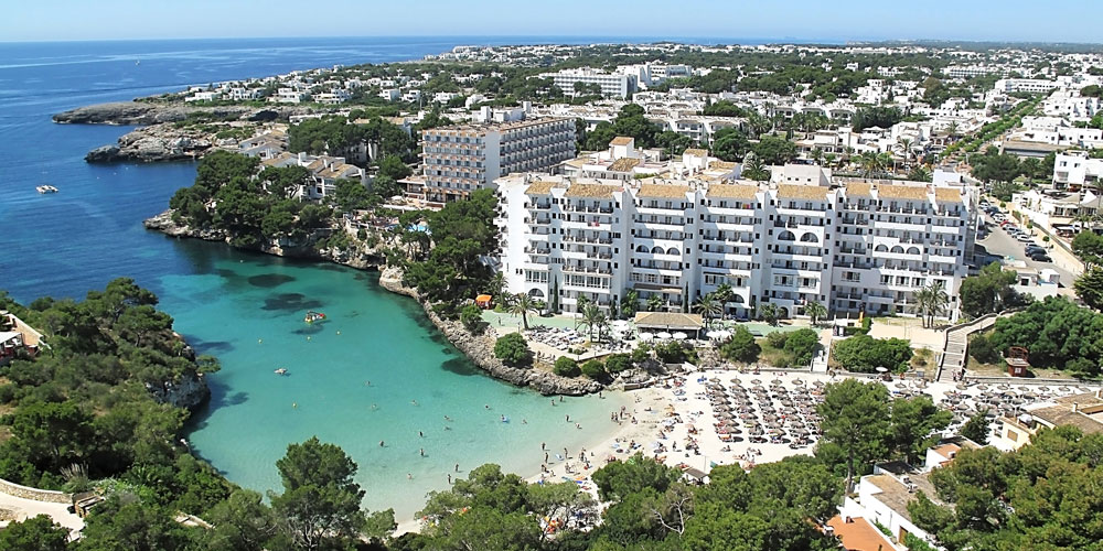 Best family resorts and hotels in Majorca